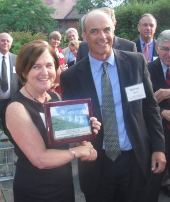 Governor Chafee receives Stafford Award for beautification program ...